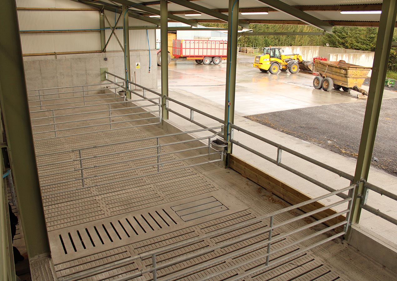 Teemore Engineering - Livestock Housing Specialists