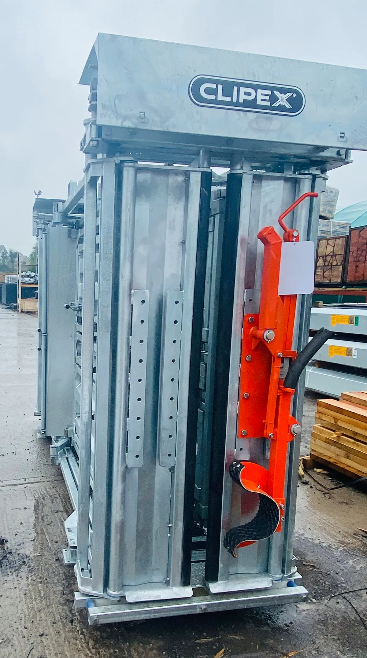 Clipex HDX 1500 Crush - Teemore Engineering - Livestock Housing Specialists