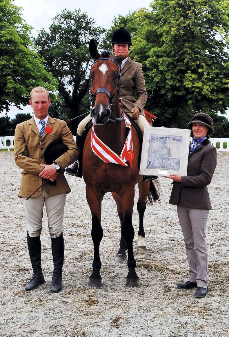 Alex Ott show draws crowds 17 July 2015 Premium