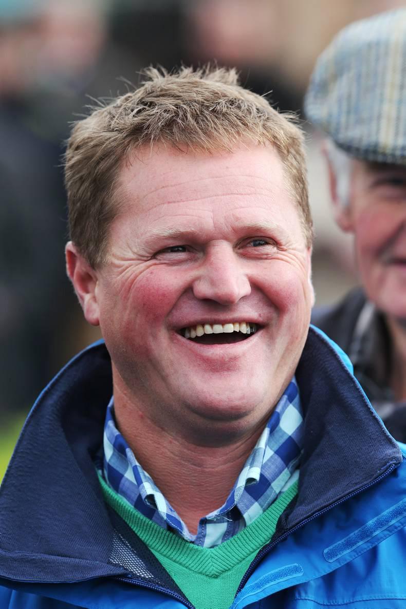 VIDEO: Colin Bowe point-to-point stable tour 18 January 2016 Free