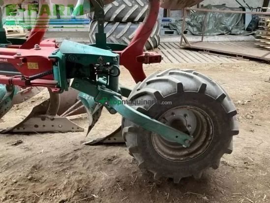 Arado Kverneland 2500 s 6 fure - Topmaquinaria