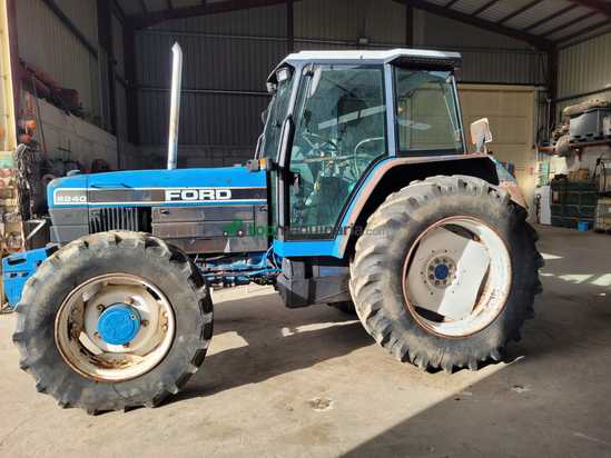 Tractor agrícola Ford 8240 en Segovia - Topmaquinaria
