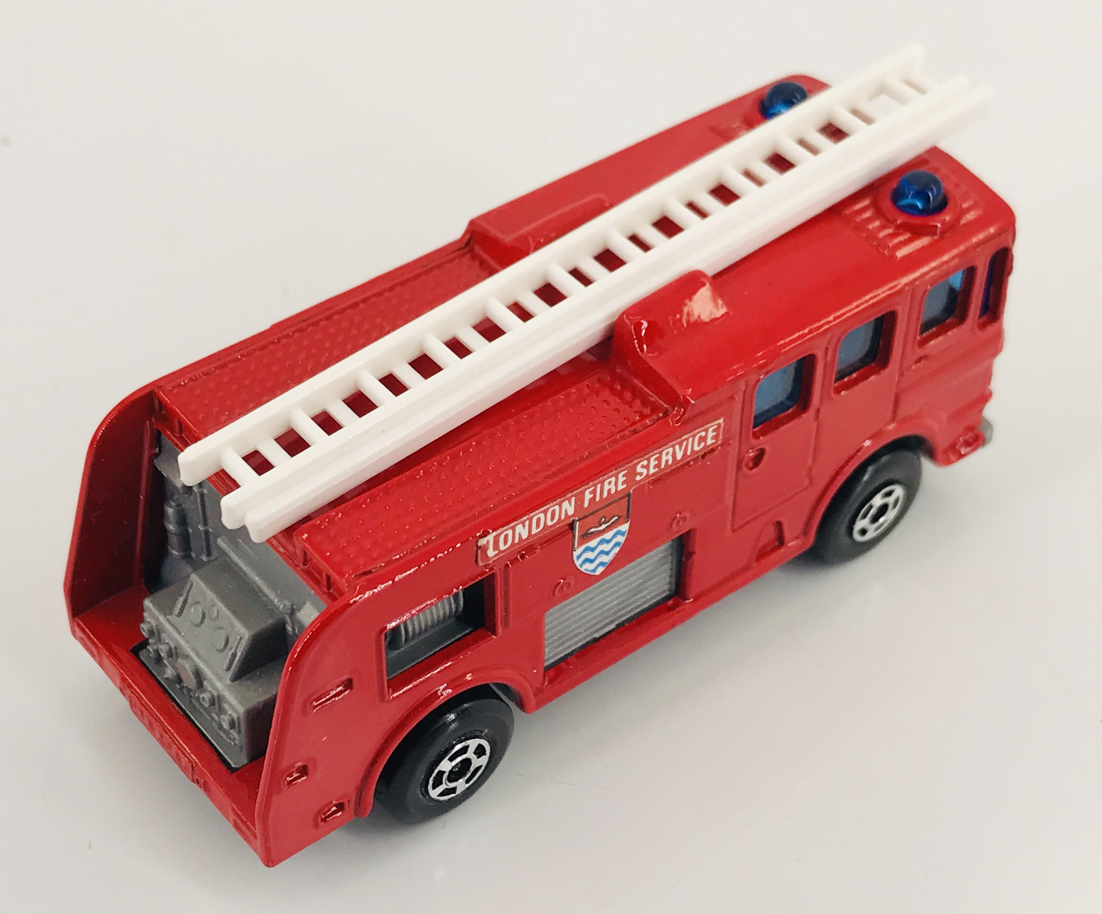 Matchbox Superfast No. 35 "Merryweather Fire Engine" - Toy Hunter UK ...