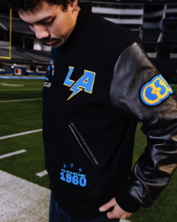 Varsity Base Reviews | Read Customer Service Reviews of www.varsitybase.com