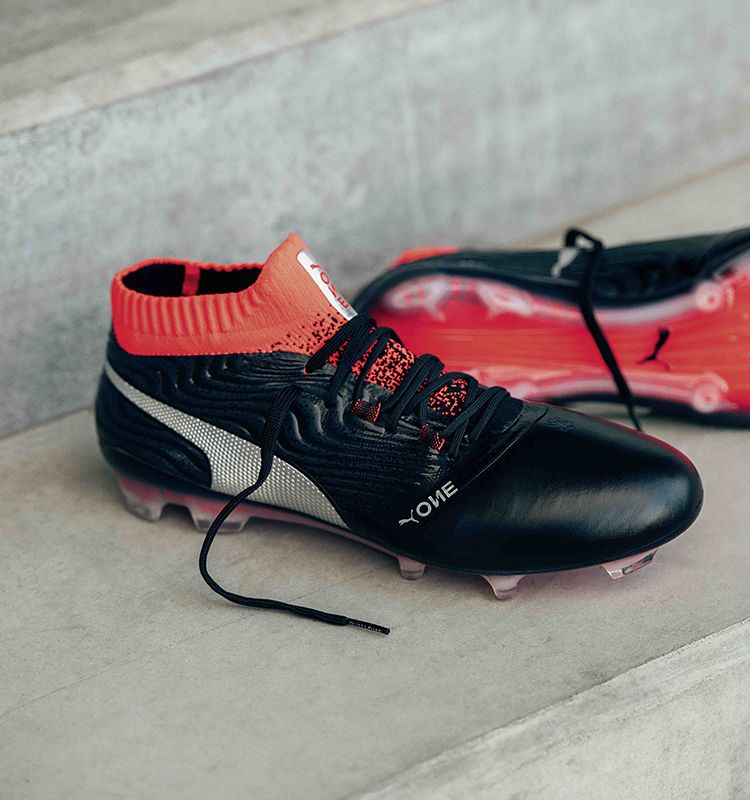 Buy PUMA ONE football boots at unisportstore.com