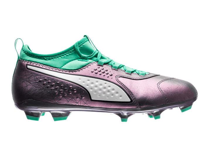 Buy your PUMA ONE Illuminate Pack boots on unisportstore.com