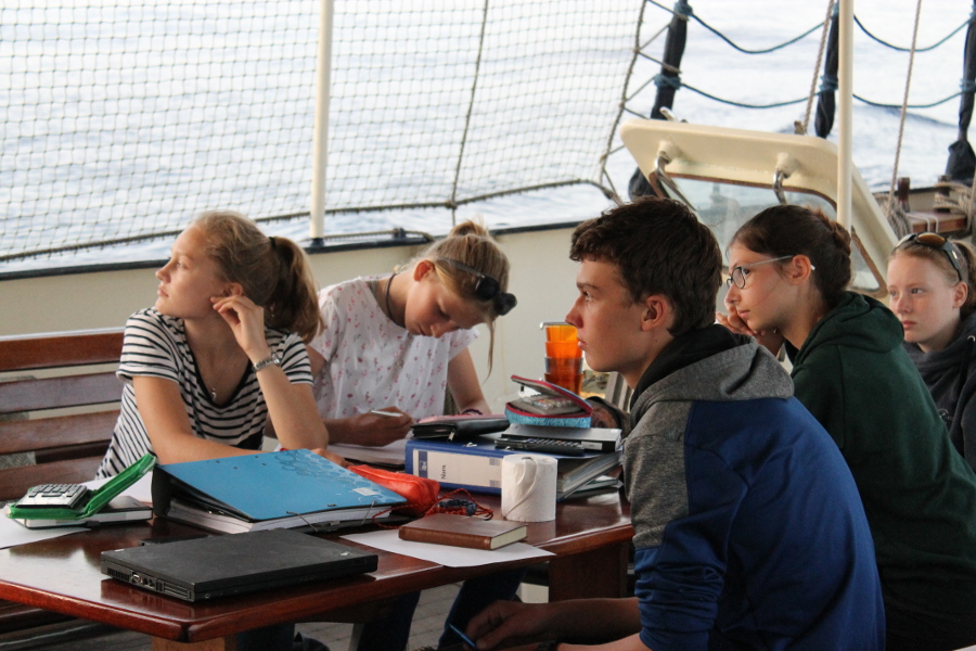 Ocean College: Als Lehrer auf einem Schiff um die Welt