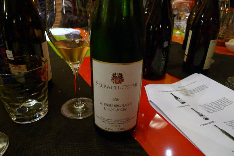 Cata de Ribeiros en restaurante Ciro. Grupo de Catas Valencia.