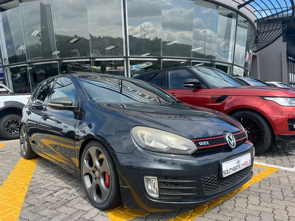 VOLKSWAGEN GOLF VI GTI 2.0 TSI DSG