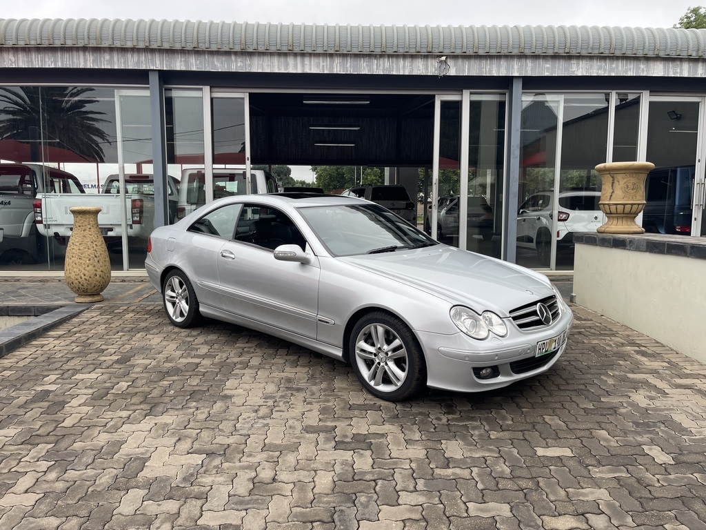 Used 2004 Mercedes-Benz CLK CLK320 Cabriolet Avantgarde for sale in ...