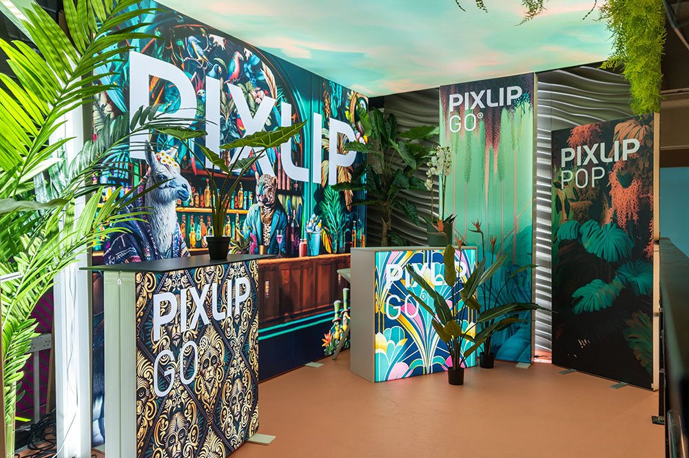 Support - SignageWow