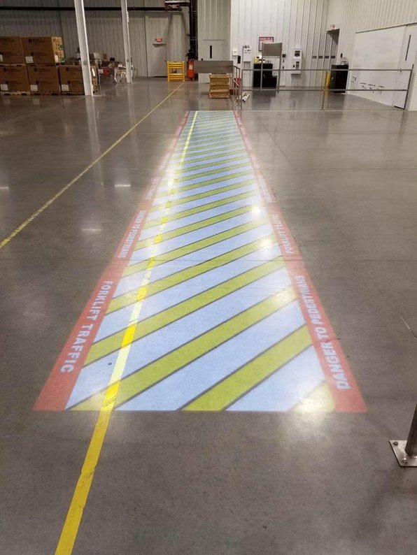 SafetyCast 300 Walkway Projector | Laserglow – Virtual Walkway Guidance ...