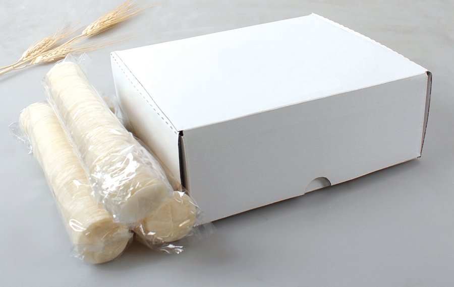 Communion Host/White/Wafer - 1 3/8 inch Box of 1000 (HOST 4A) - CBC