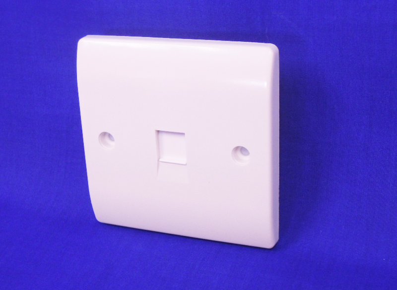 Slimline RJ45 Outlet | 1 Gang | In Stock - CESCO