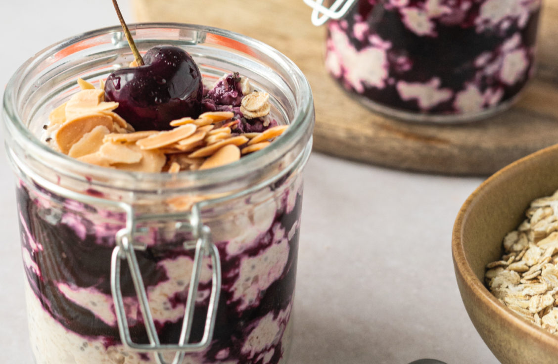 Cherry Bakewell overnight oats | White's Oats