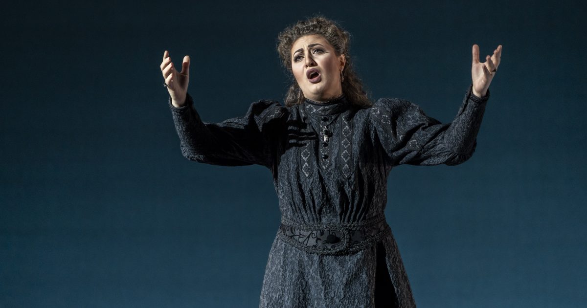 Strong female characters in opera | WNO