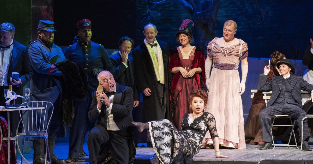 Why is bohѐme relatable today? | WNO