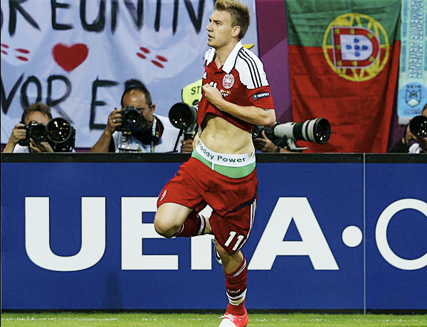 Brand Awareness or Audience Annoyance? Context is King! : Persona Design