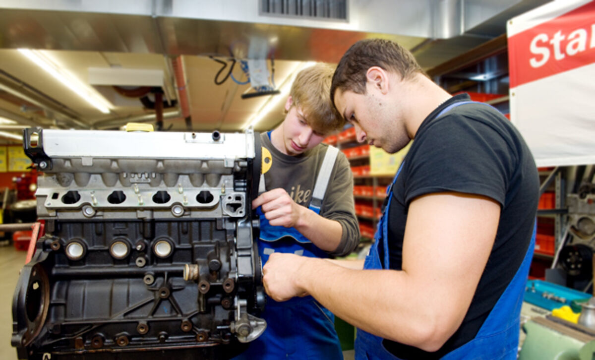 Beruf Automobil-Assistent/in EBA – Ausbildung und Lehre